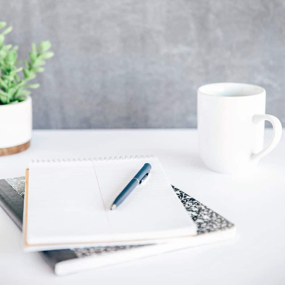 21 Simple Benefits of Living with Less