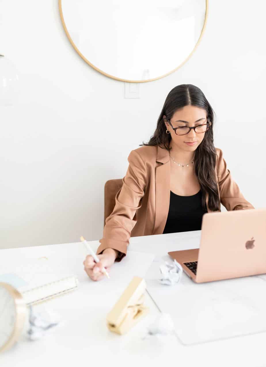 11 Insightful Ways to Overcome Feeling Inadequate