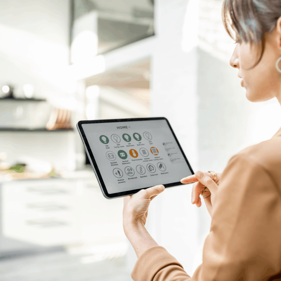 3 Tips for Turning Your Smart Home Into Minimalist Heaven