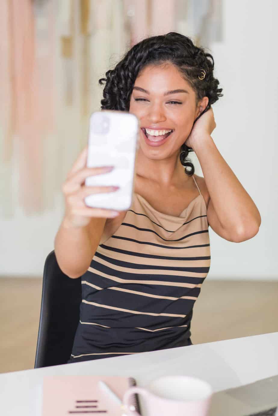 17 Signs You Have a Bubbly Personality