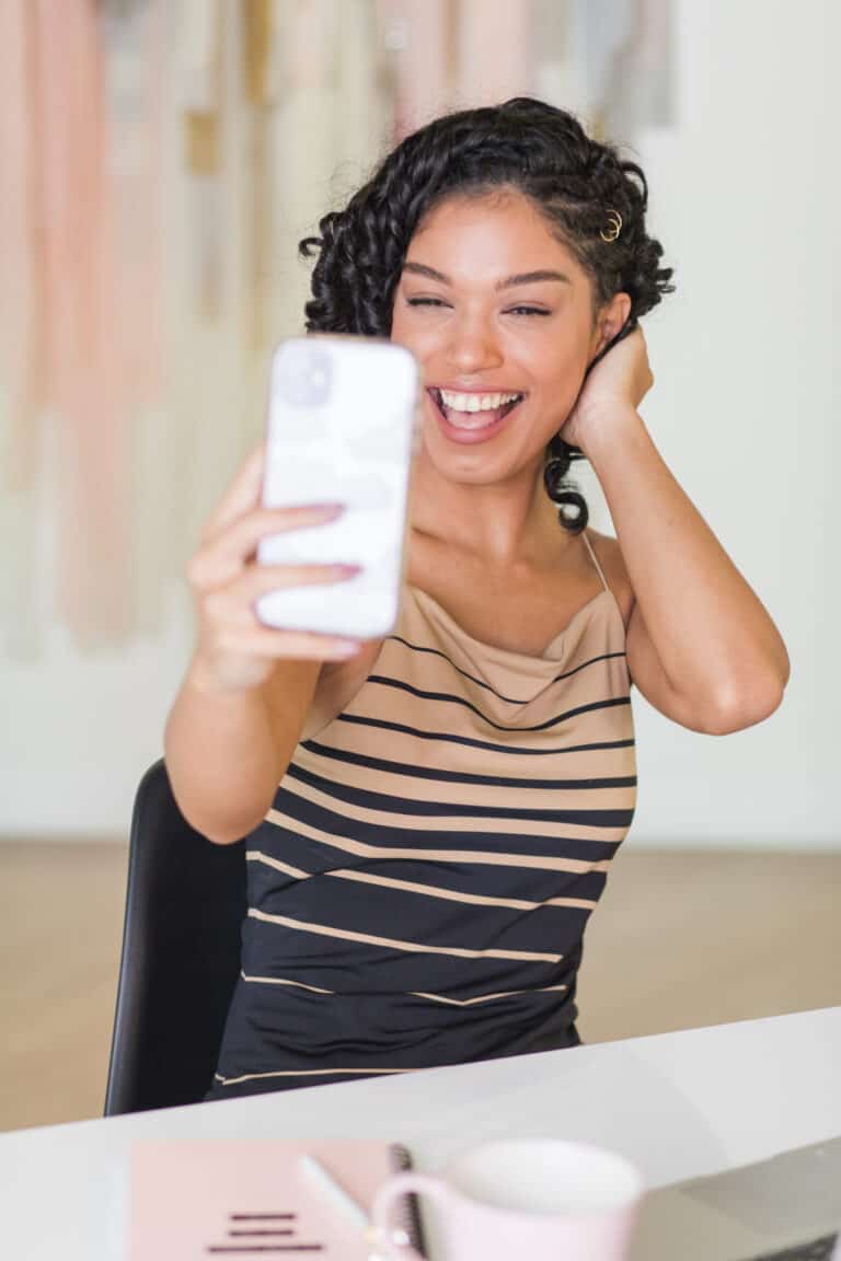 17 Signs You Have a Bubbly Personality