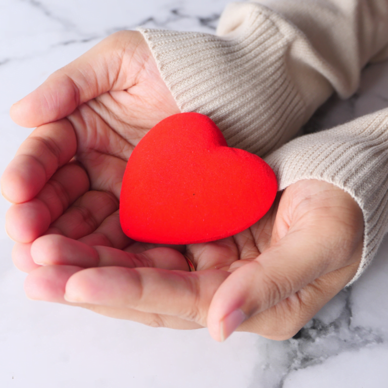 25 Humility Examples That Make a Difference